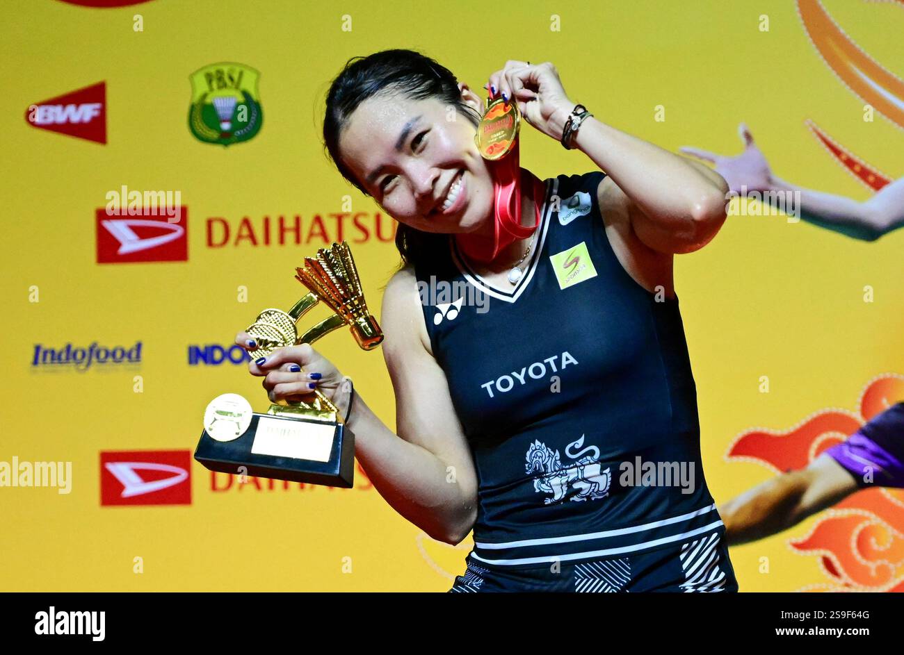 Jakarta, Indonesia. 26th Jan, 2025. (250126) -- JAKARTA, Jan. 26, 2025 (Xinhua) -- Winner ...
