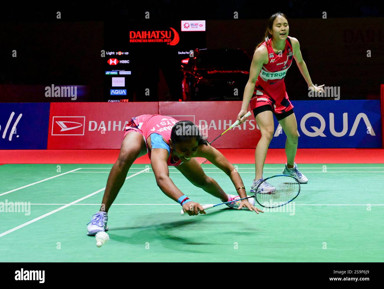 Jakarta, Indonesia. 26th Jan, 2025. (250126) -- JAKARTA, Jan. 26, 2025 (Xinhua) -- Pearly Tan (R ...