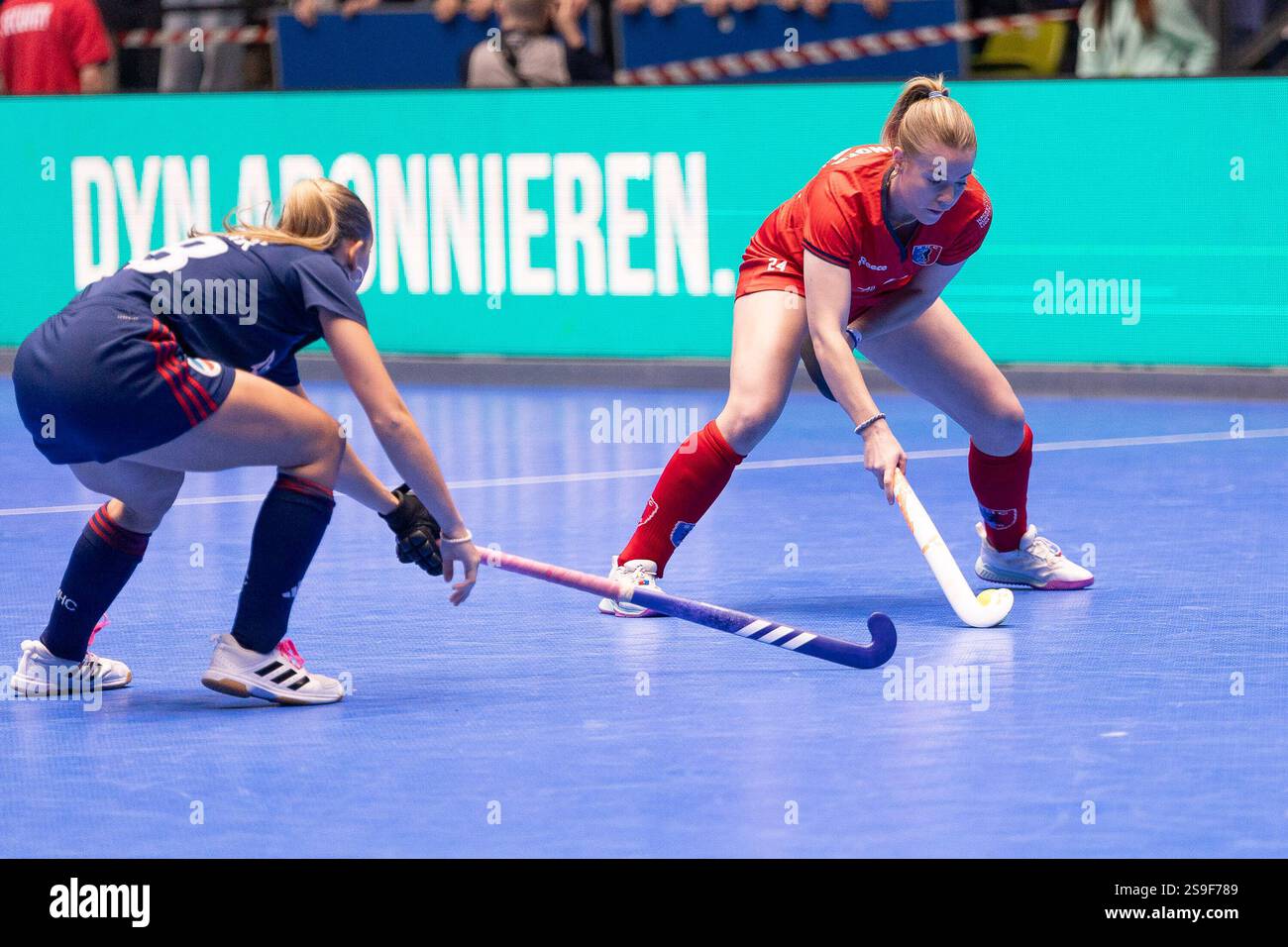 Charlotte Hendrix (Mannheimer HC #48) & Ida-Marie K?llinger (Berliner HC #24), Berliner HC ...