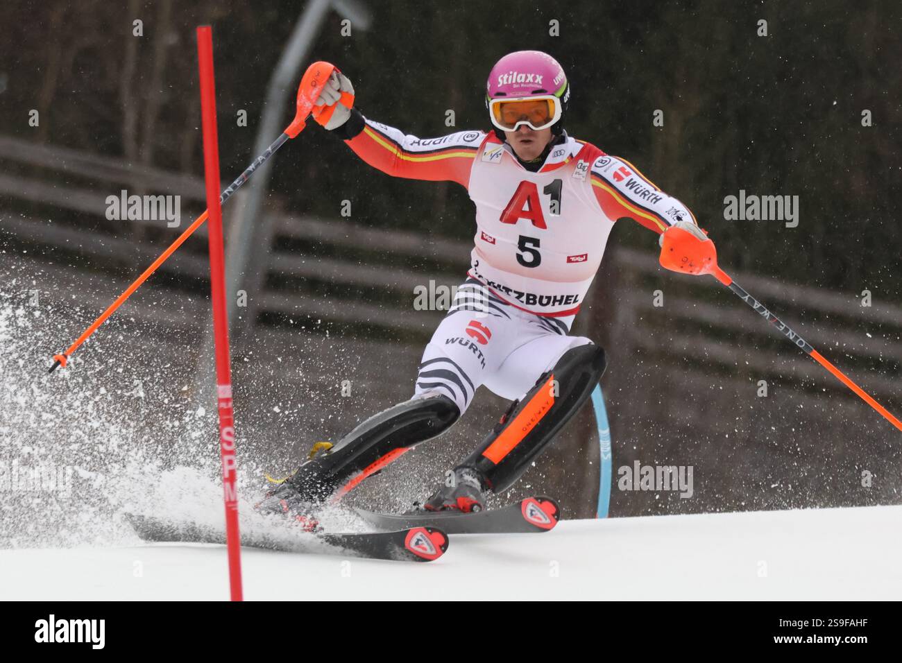 KITZBUEHEL, AUSTRIA - JANUARY 26: Linus Strasser of Germany during the ...