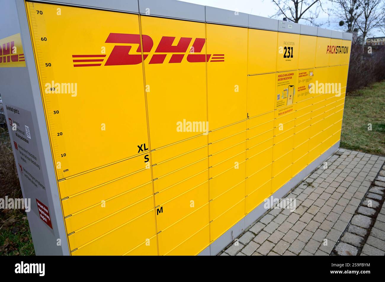 An ca. 15000 Standorten befinden sich DHL Packstationen. Mit der ...