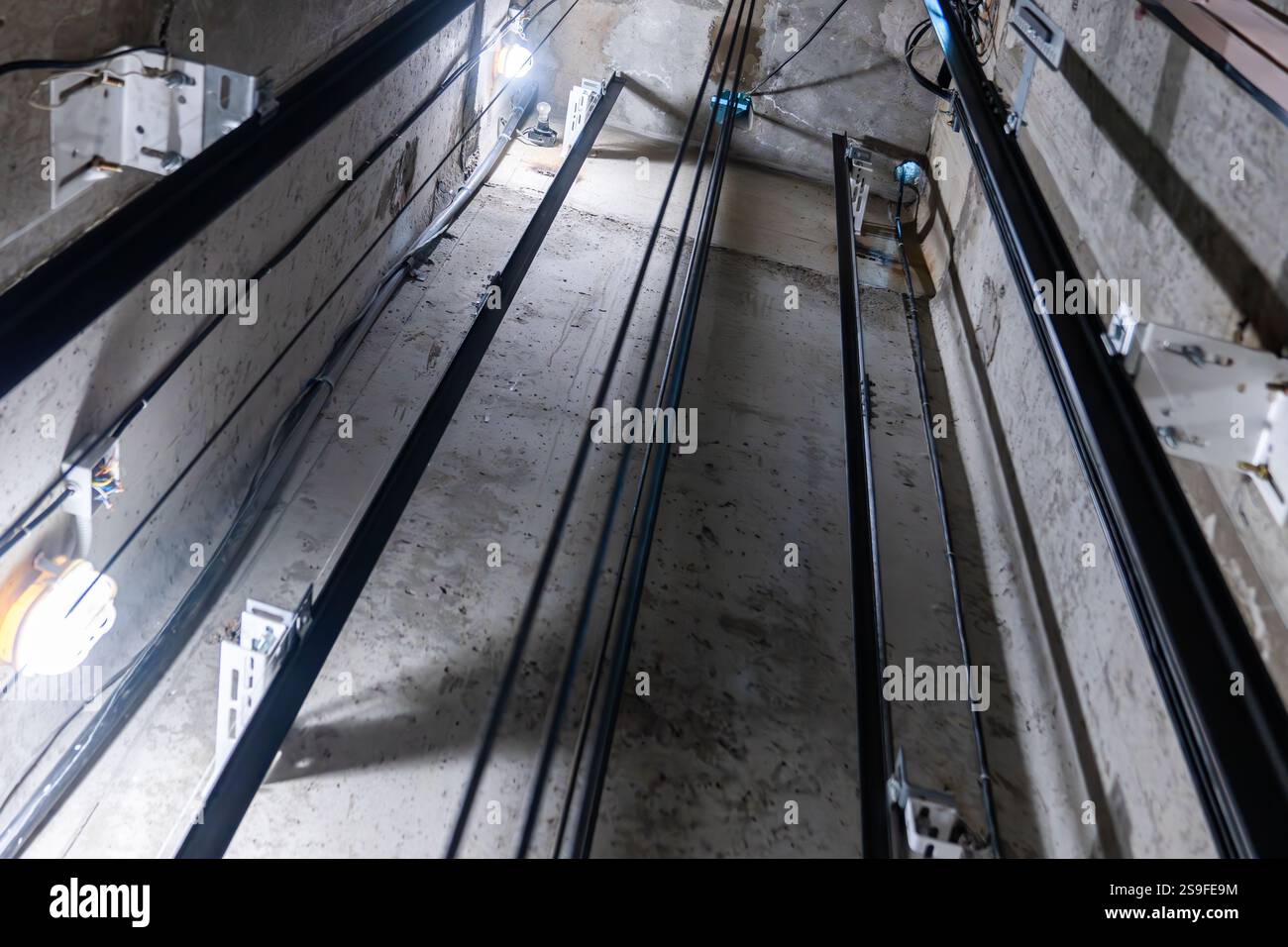 Integrated lighting system hi-res stock photography and images - Alamy
