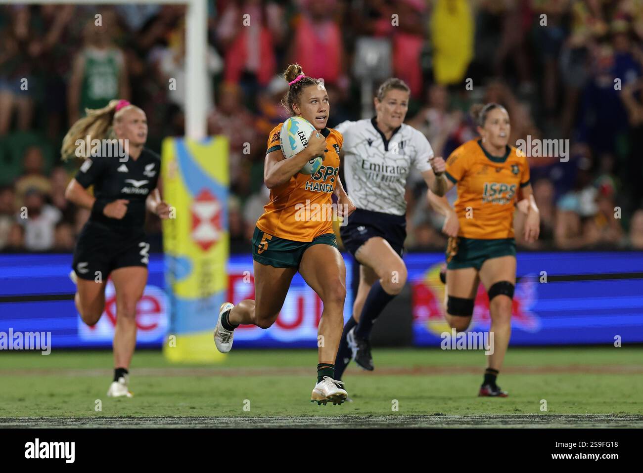 Perth, Australia. 26th Jan, 2025. Teagan Levi of Australia runs the ...