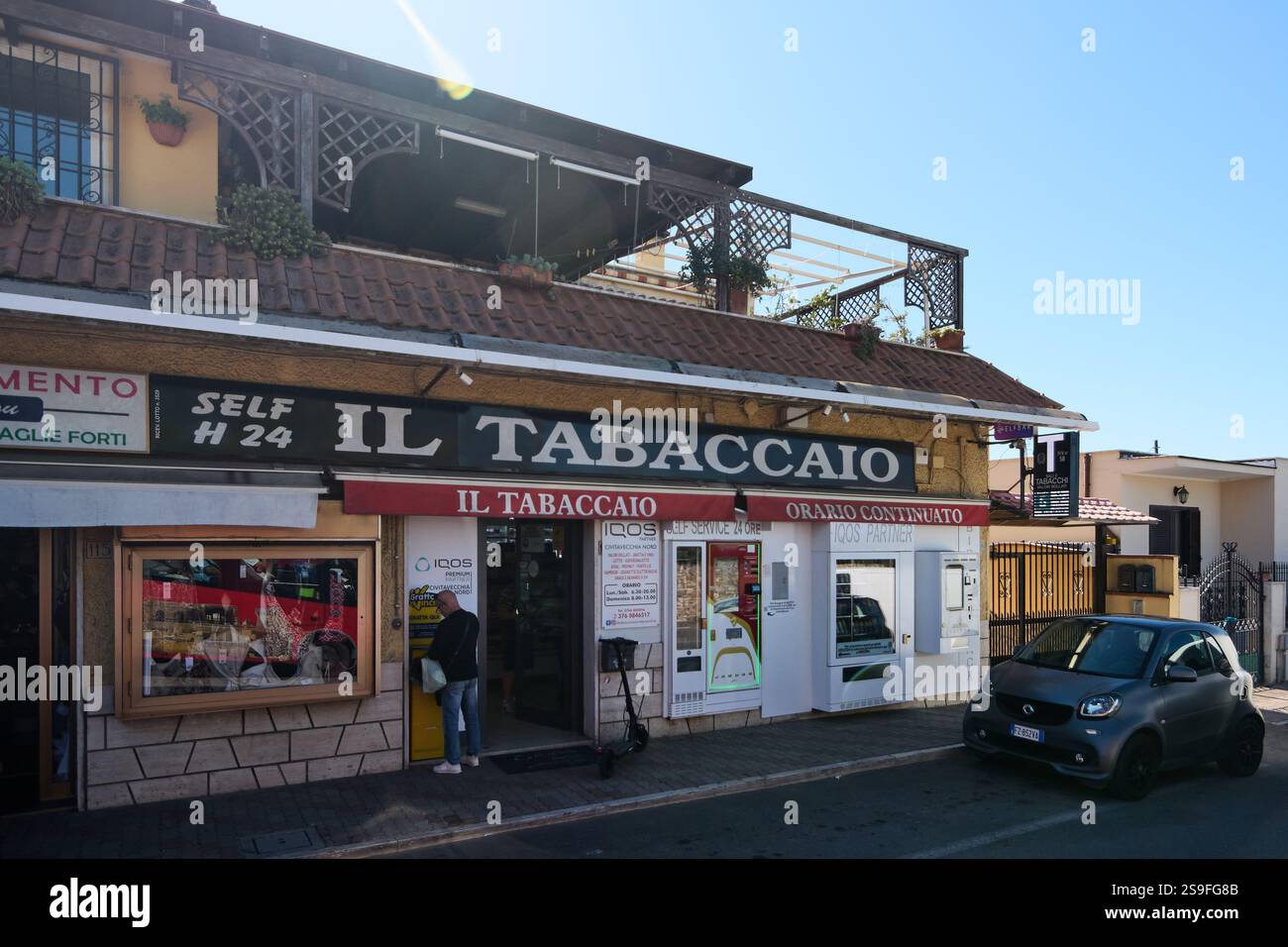 Civitavecchia. Italy - January 26, 2025: Tobacco shop in Civitavecchia ...
