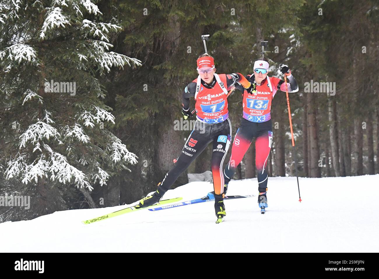 ANTHOLZ-ANTERSELVA, ITALY - JANUARY 26: Johanna Puff of Germany and ...