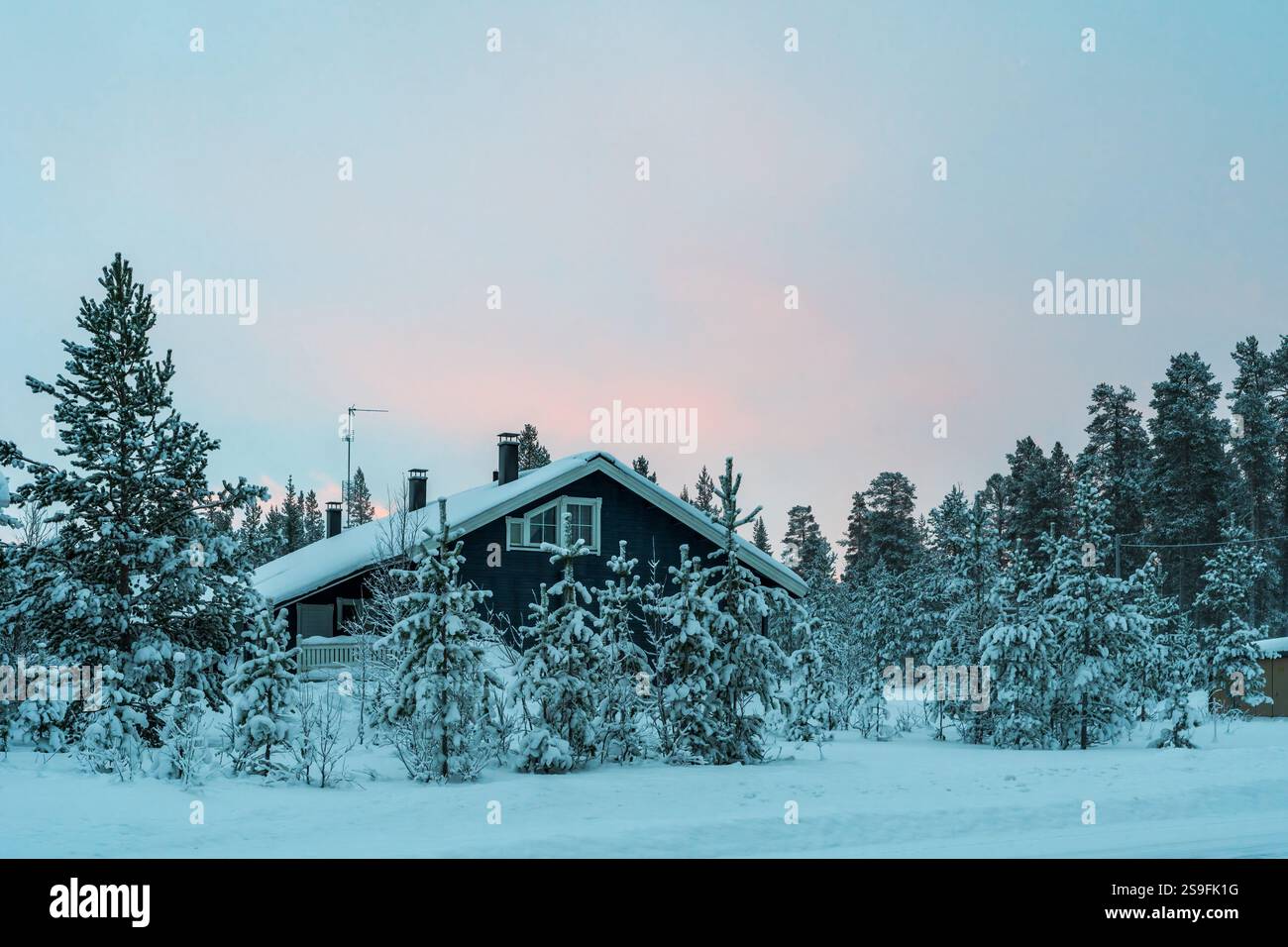 Beautiful winter landscape in Finnish Lapland around Akaslompolo ...