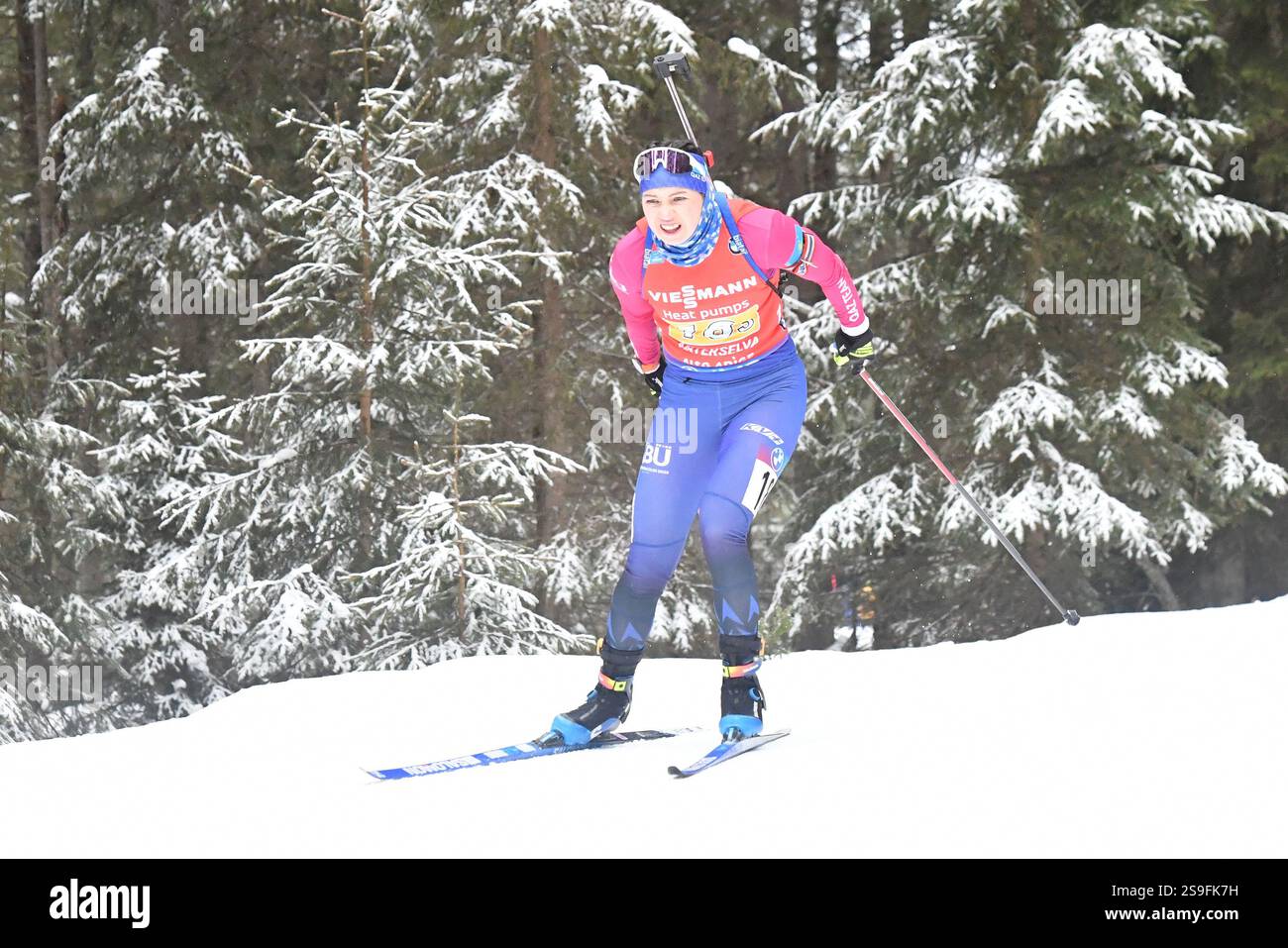ANTHOLZ-ANTERSELVA, ITALY - JANUARY 26: Yelizaveta Beletskaya of ...