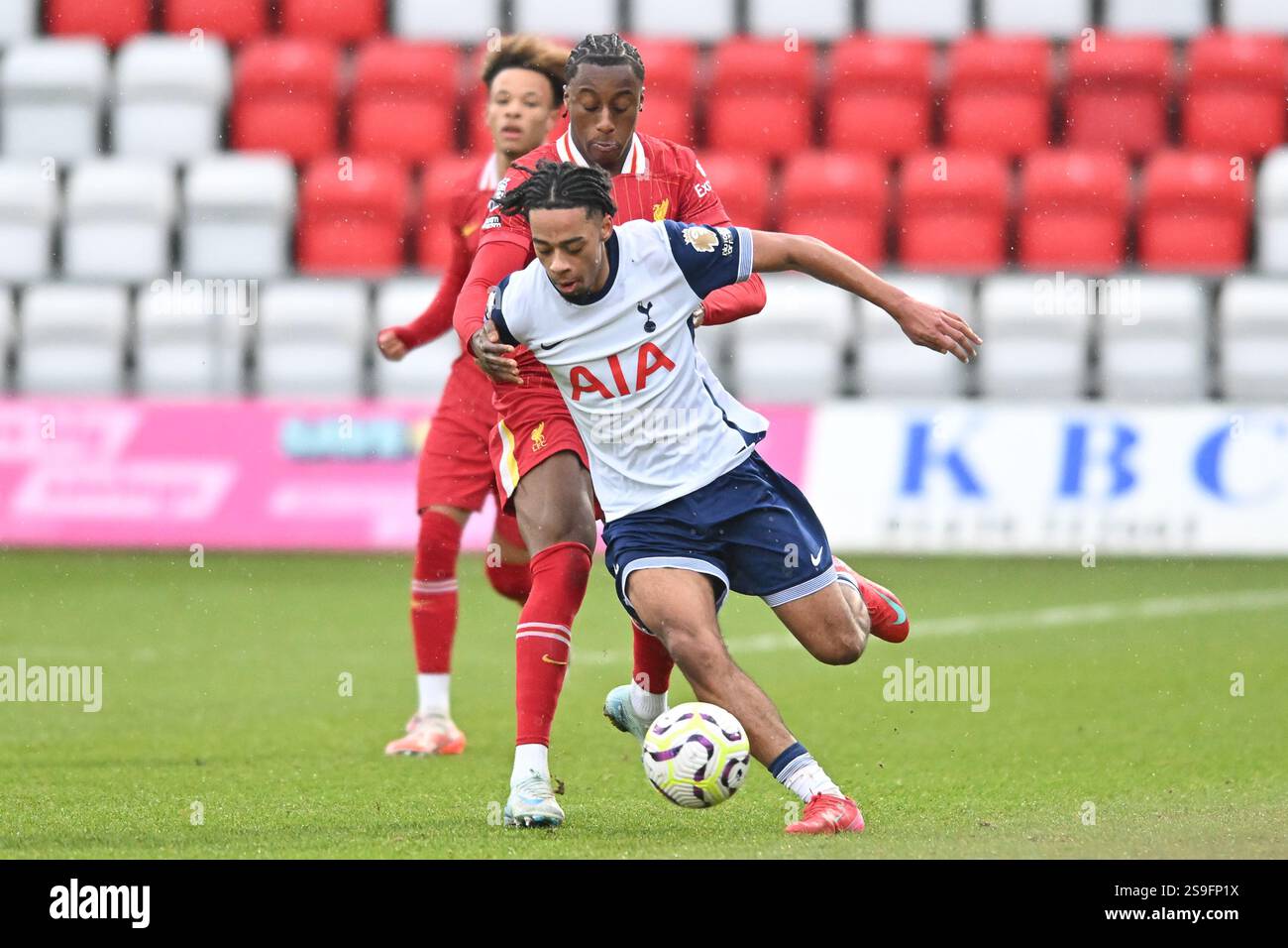 Tyrese Hall (10 Tottenham) in action during the Premier League 2 match ...