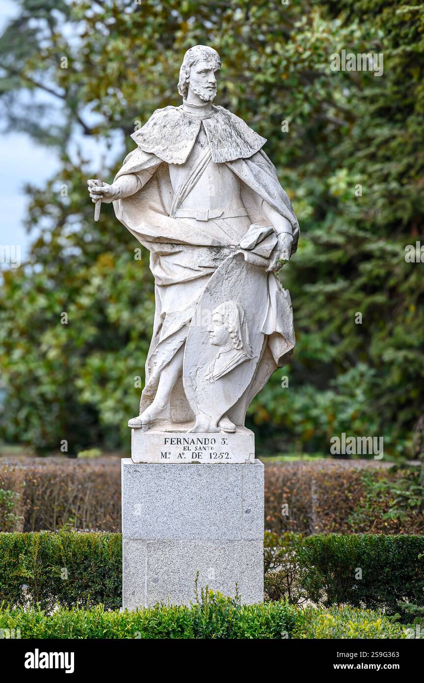 Ancient stone statue of Fernando 3 El Santo, Madrid, Spain Stock Photo ...