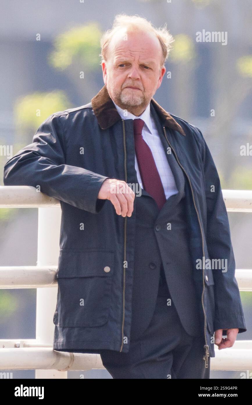 Mr Bates vs The Post Office Filming Stock Photo - Alamy