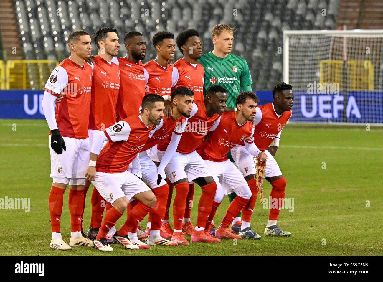 players of Braga pose for a team photo during the league phase ...