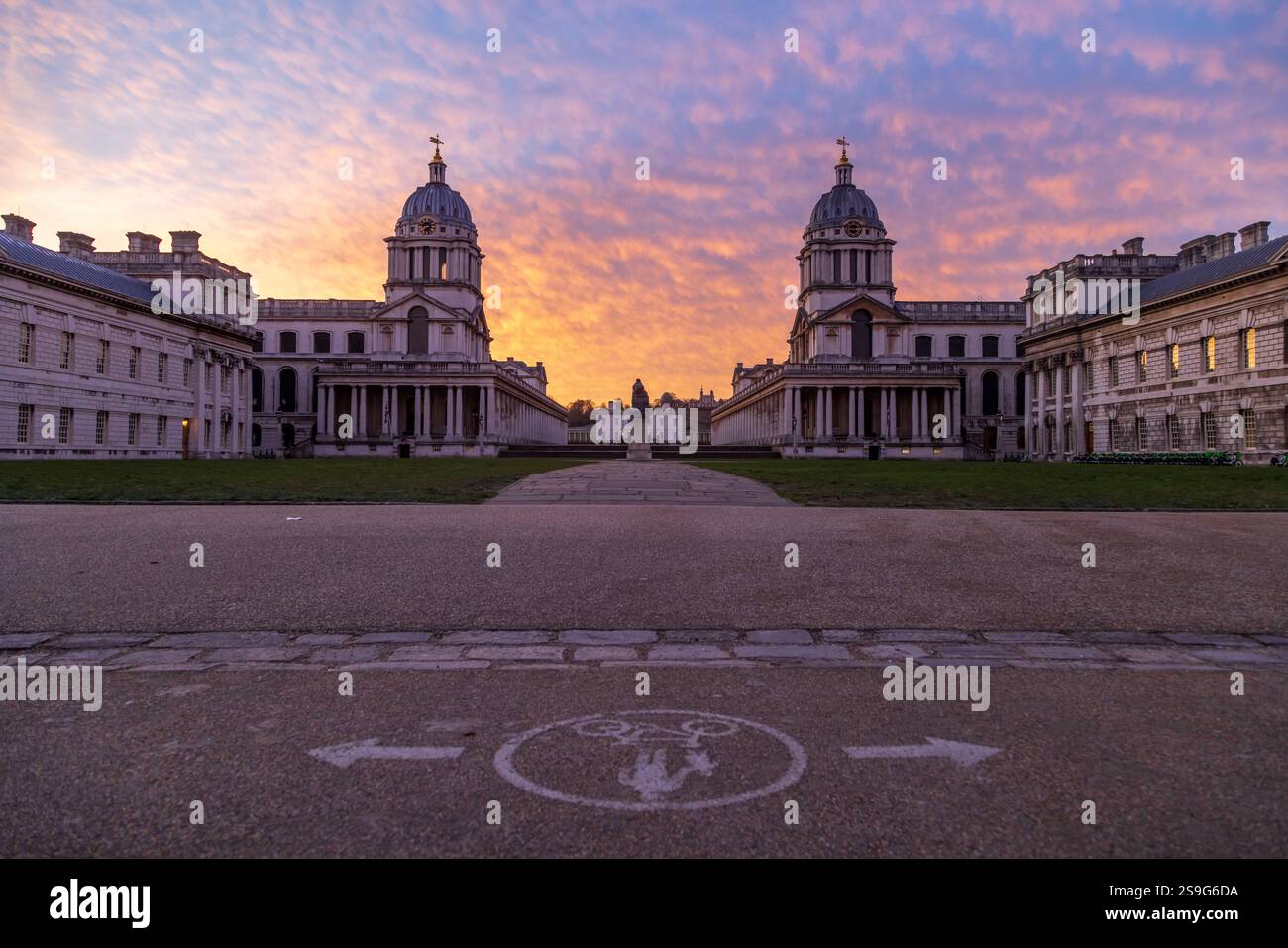 Stunning Sunrise over Greenwich Stock Photo - Alamy