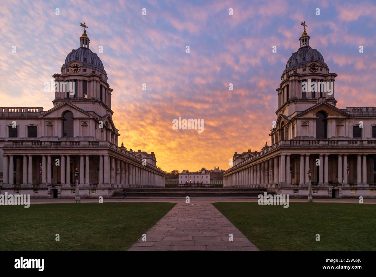 Stunning Sunrise over Greenwich Stock Photo - Alamy