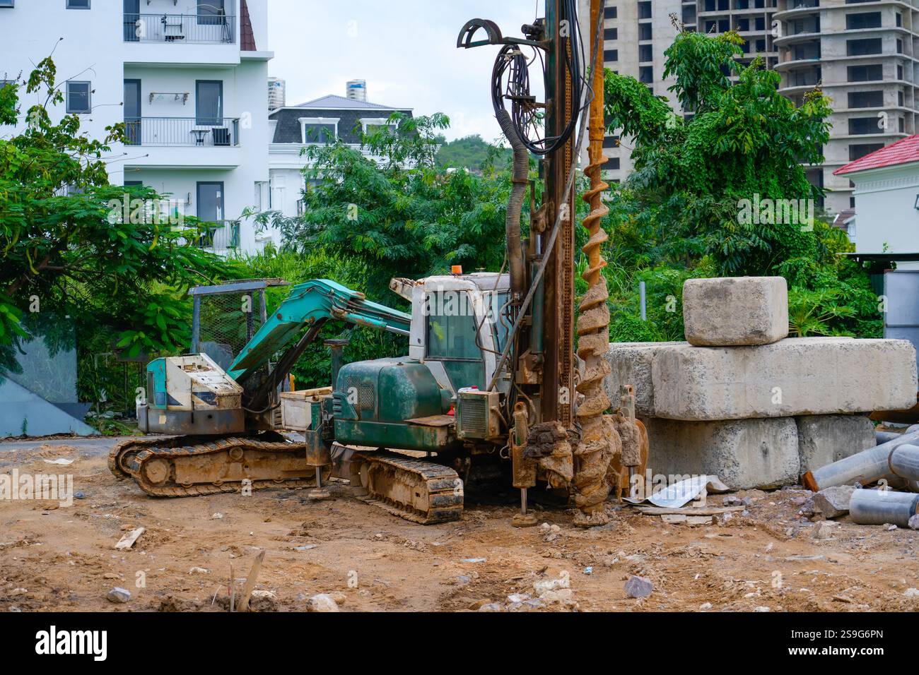 Hydraulic drilling machine at the construction site. Work drilling rig ...