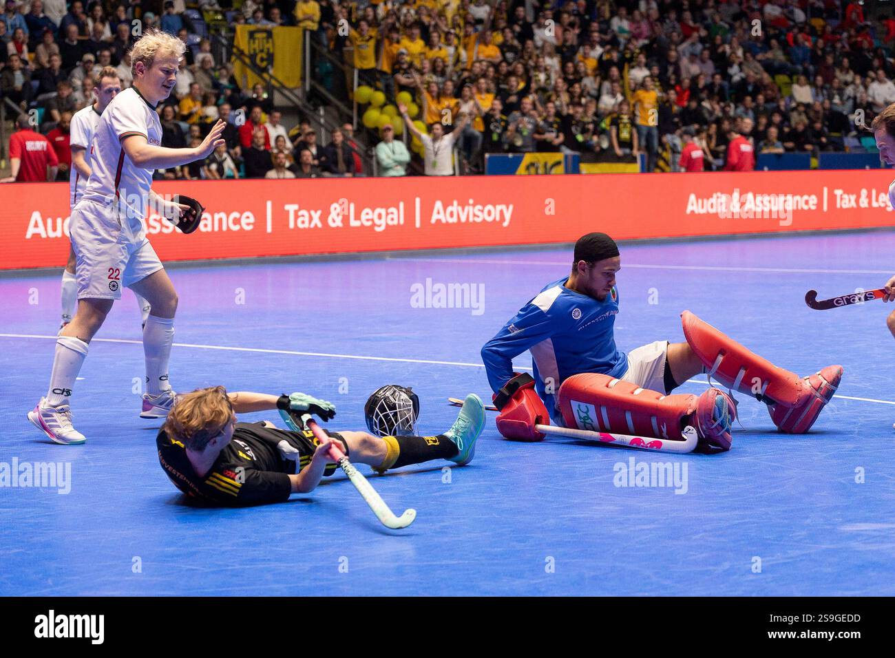 Joshua William Onyekuwe Nnaji (Crefelder HTC #29) & Jonas von Gersum ...