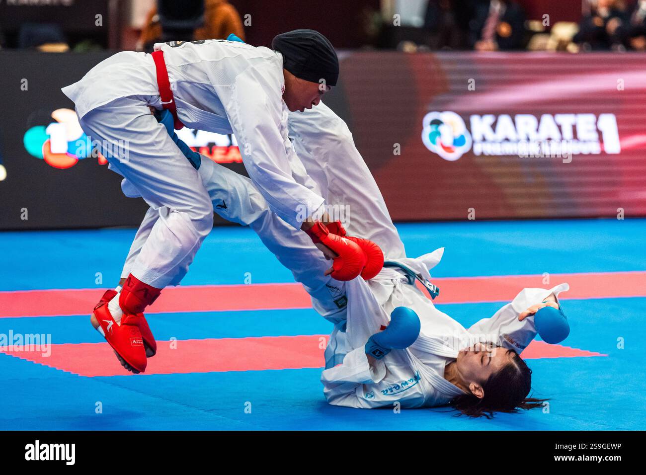 Ahlam Youssef (EGY) and Hana Furumoto--Deshaies (CAN) Female Kumite ...