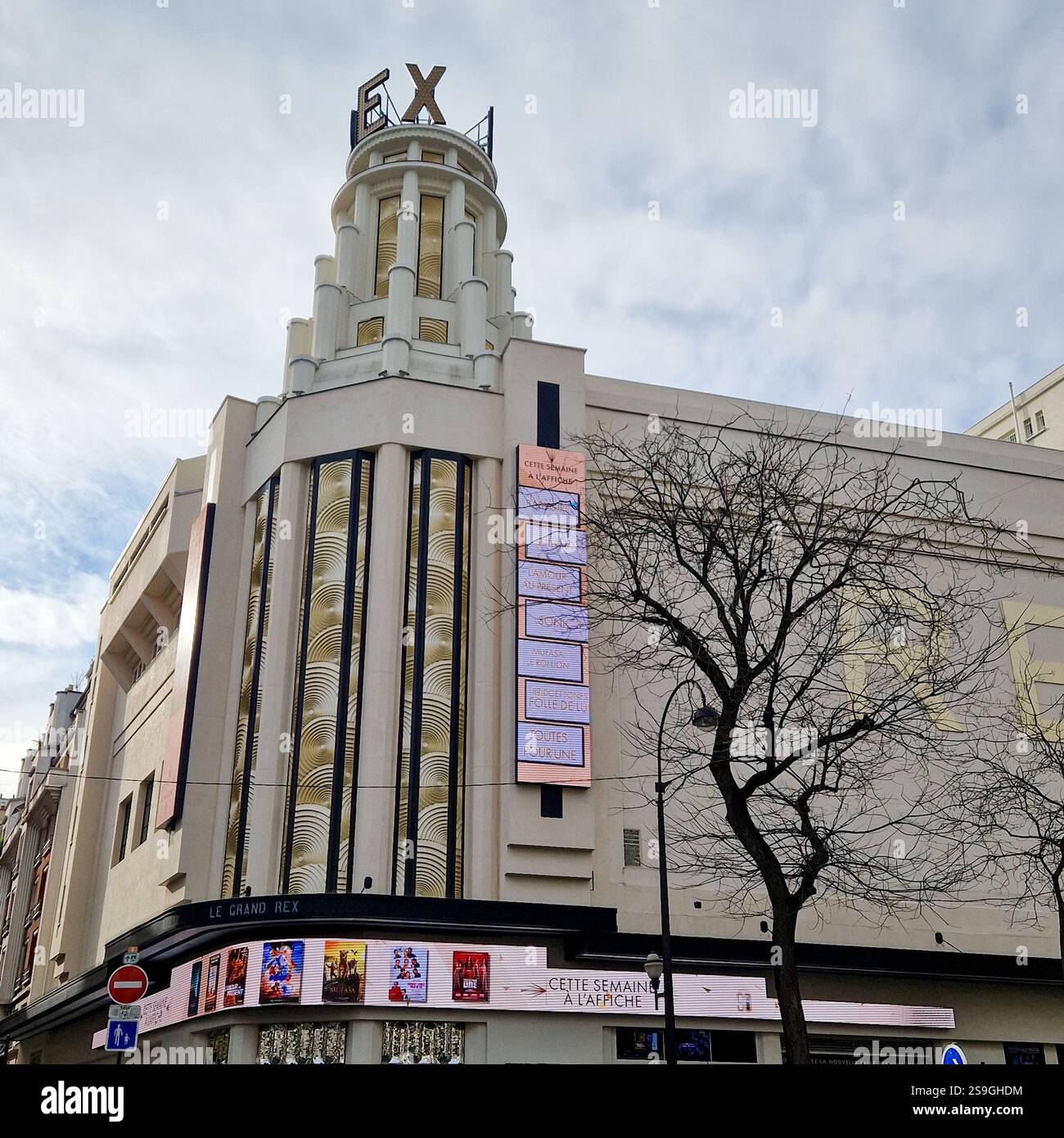 Paris cinema france le grand rex hi-res stock photography and images ...