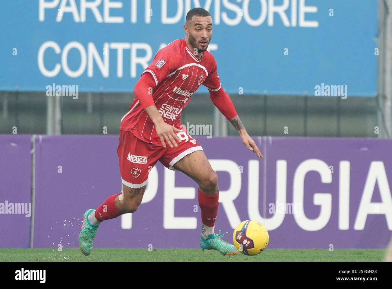 francesco mezzoni (n. 94 perugia calcio) during Perugia vs Pescara ...