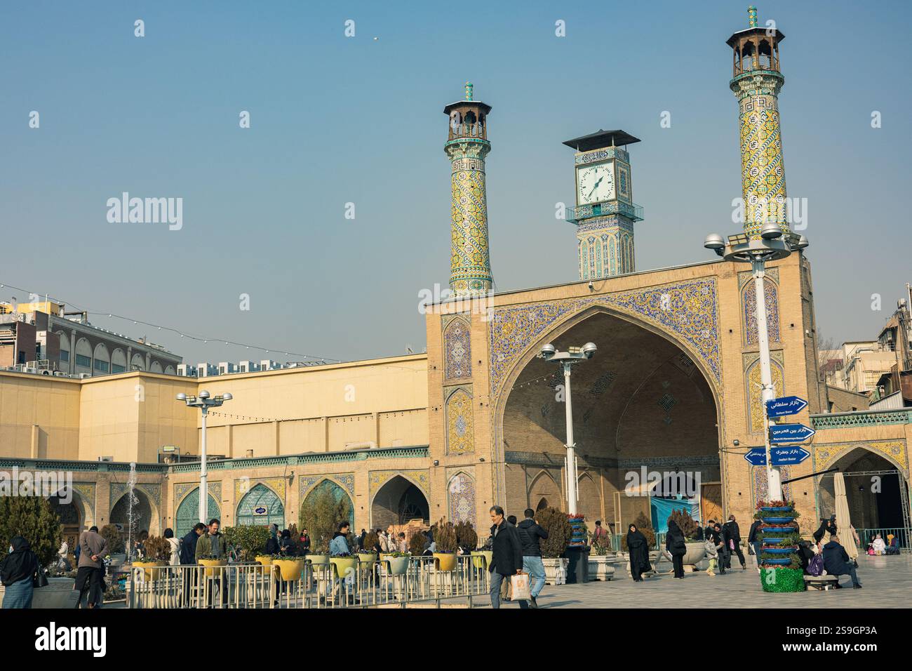Grand Bazaar Mosque, Tehran Stock Photo - Alamy