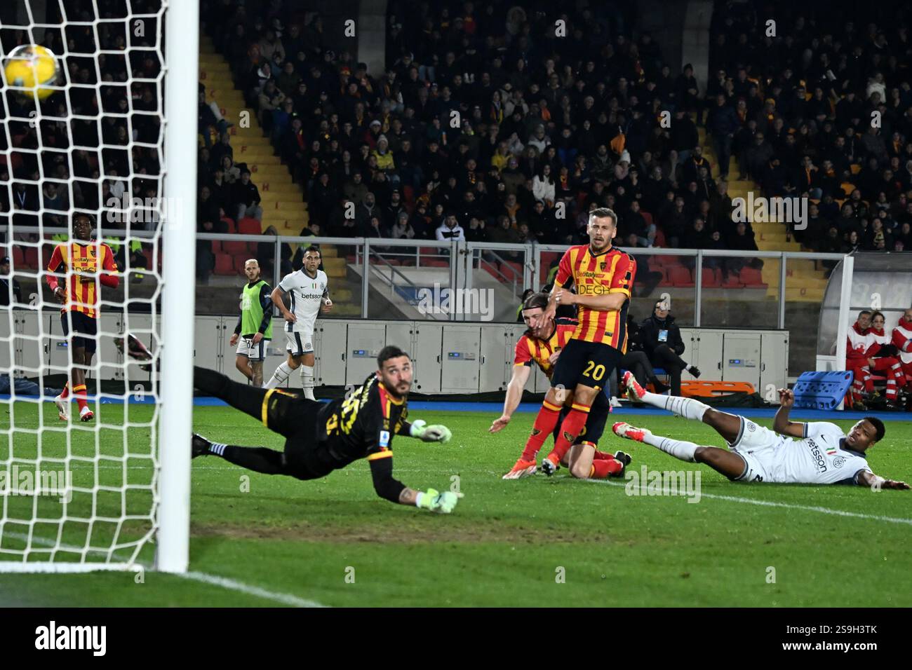 Denzel Dumfries during Us Lecce vs Fc Internazionale Italian soccer ...