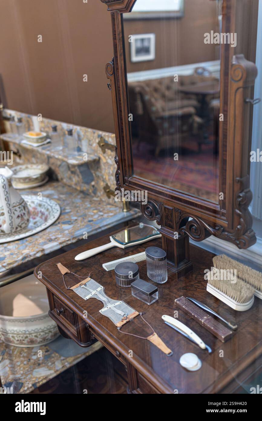 Royal Dressing Table with Gilded Mirror and Velvet Chair in Schönbrunn ...