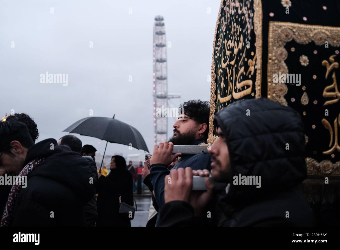 Westminster Bridge, London, UK. 26th January, 2025 Shia Muslims ...