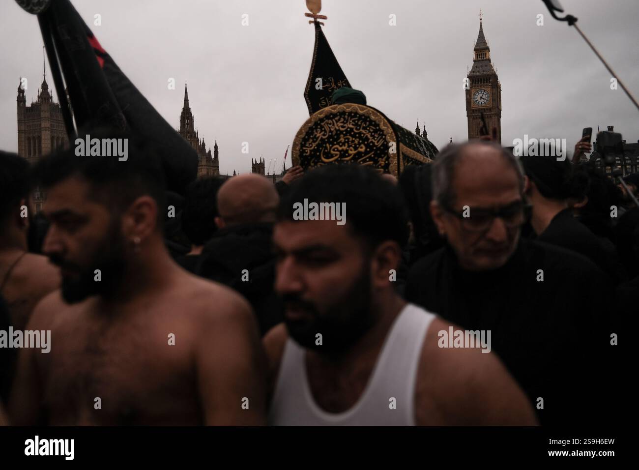 Westminster Bridge, London, UK. 26th January, 2025 Shia Muslims ...