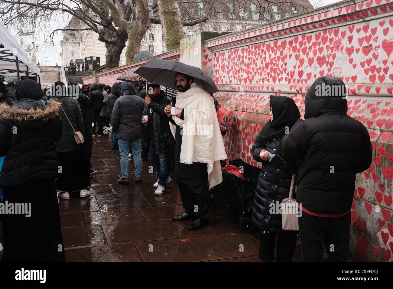 Westminster Bridge, London, UK. 26th January, 2025 Shia Muslims ...