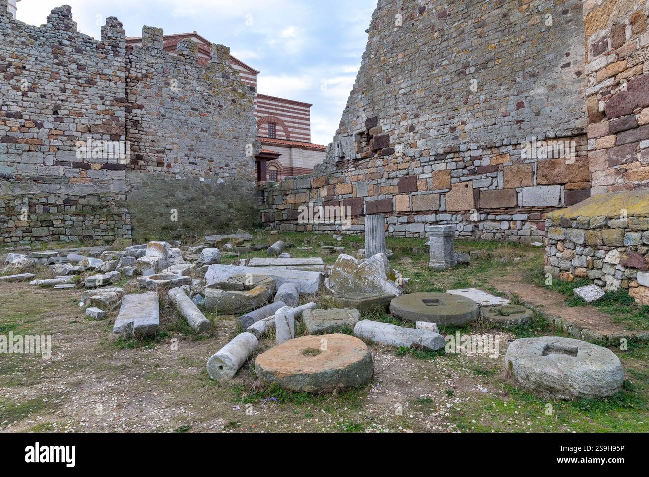 EDIRNE, TURKEY - JANUARY 25, 2025: Detail of Roman ruins inside Enez ...