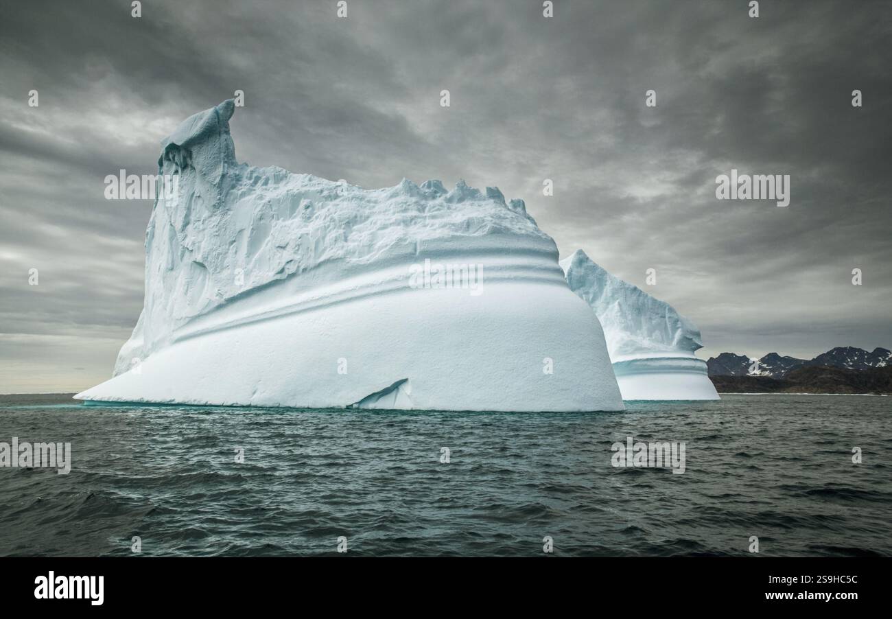 Iceberg in Greenland. Colorful huge Iceberg building in the Gulf of ...