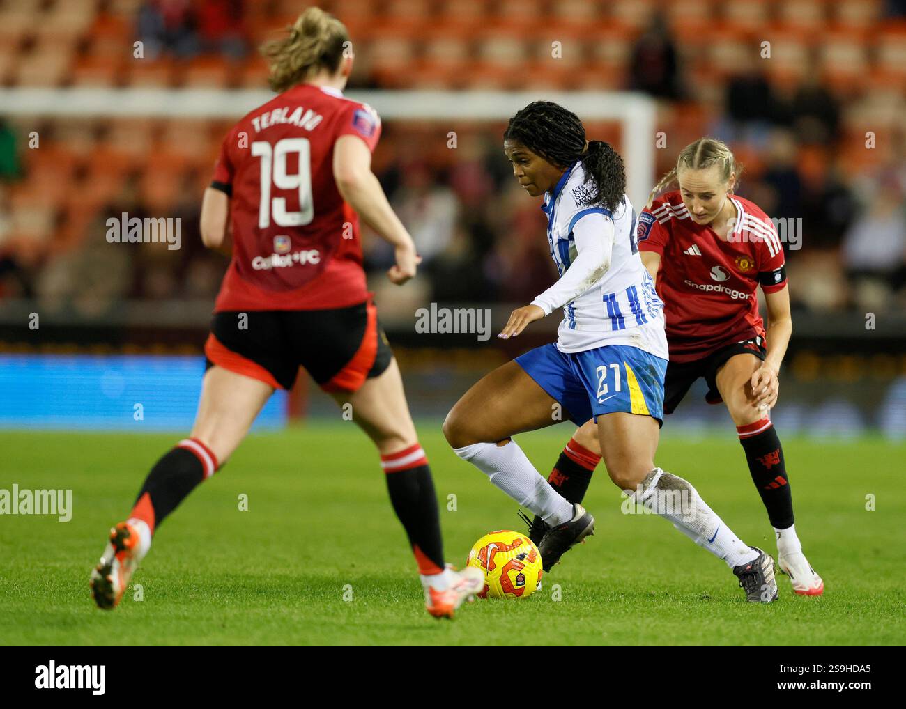 Brighton and Hove Albion Women's Madison Haley (centre) and Manchester ...