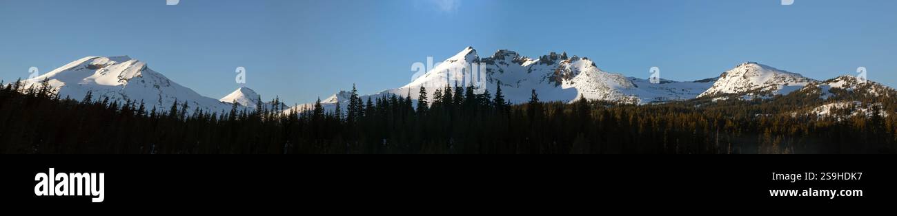 OR02861-00...OREGON - Panoramic view of the Thee Sisters, Broken Top ...