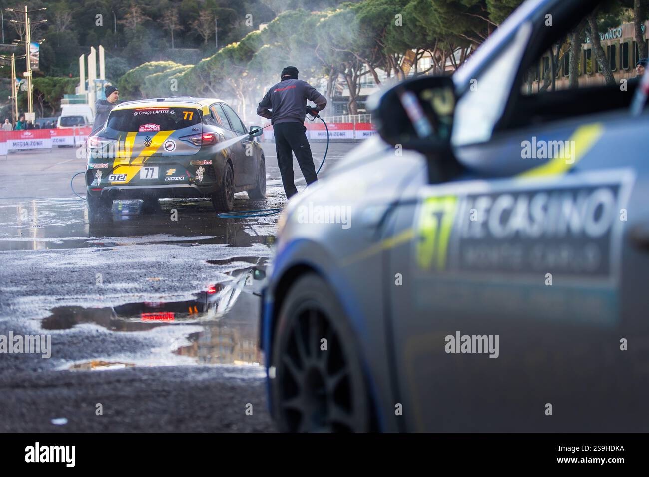 77 Julien SAUNIER, Frederic VAUCLARE, Renault Clio Rally5, ambiance during the Rallye Automobile ...