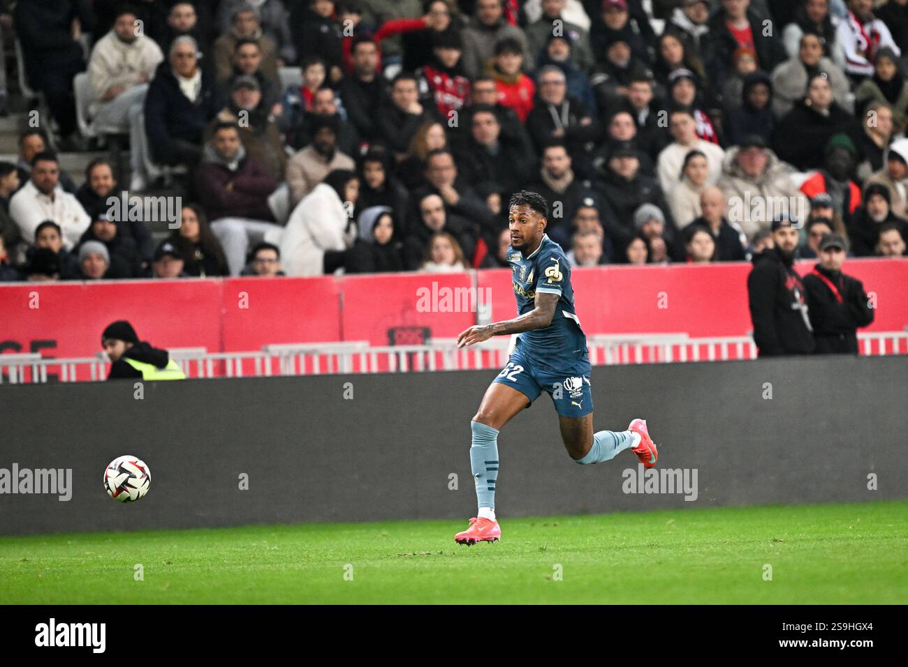 France. 26th Jan, 2025. 62 Amir MURILLO (om) during the Ligue 1 ...