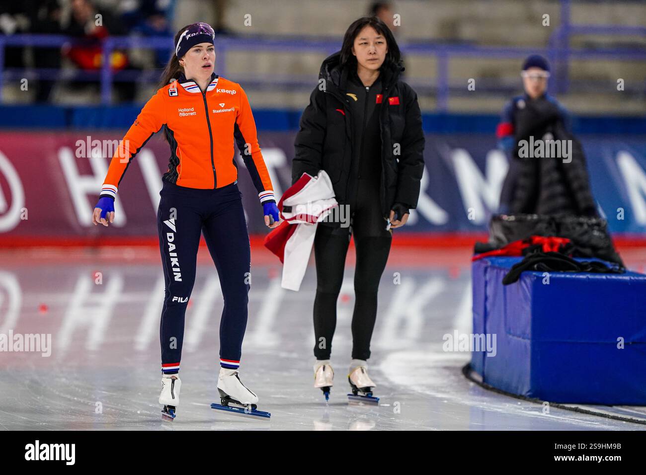 CALGARY, CANADA - JANUARY 26: Suzanne Schulting of Netherlands ...