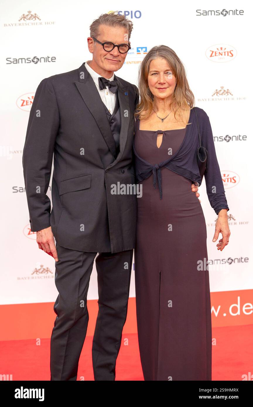 Wunderschone Jochen Goetz Ehefrau Ebenbild