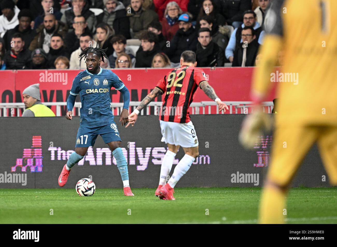 17 Jonathan ROWE (om) during the Ligue 1 MCDonald's match between Nice ...