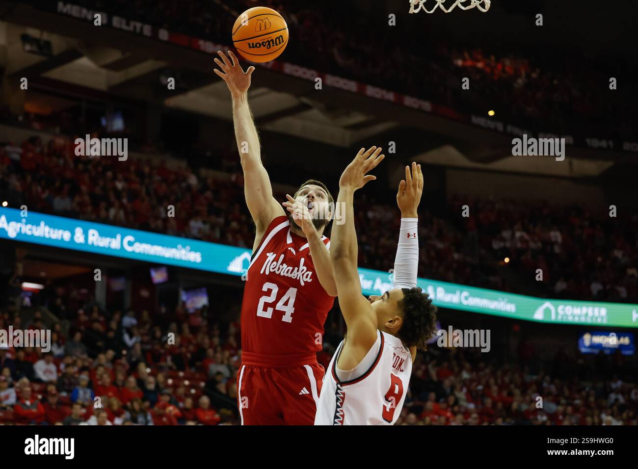 January 26, 2025: Nebraska Cornhuskers guard Rollie Worster (24) takes ...