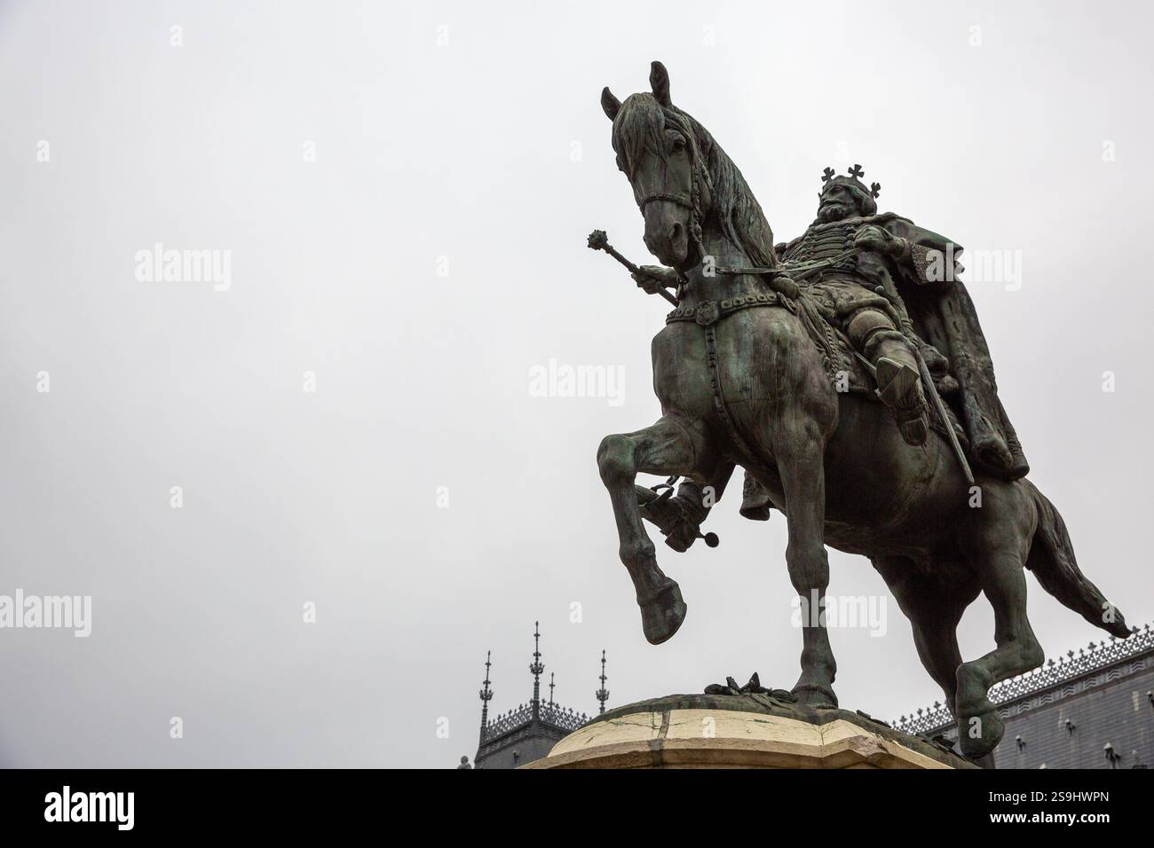 Statue of Stephen the Great (Stefan cel Mare) in front of the Palace of ...