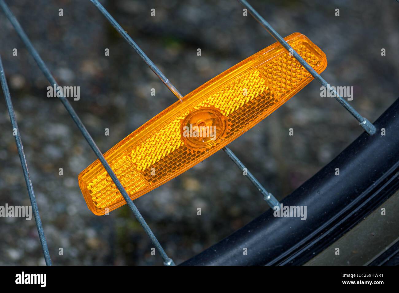 Spoke mounted reflector hi-res stock photography and images - Alamy