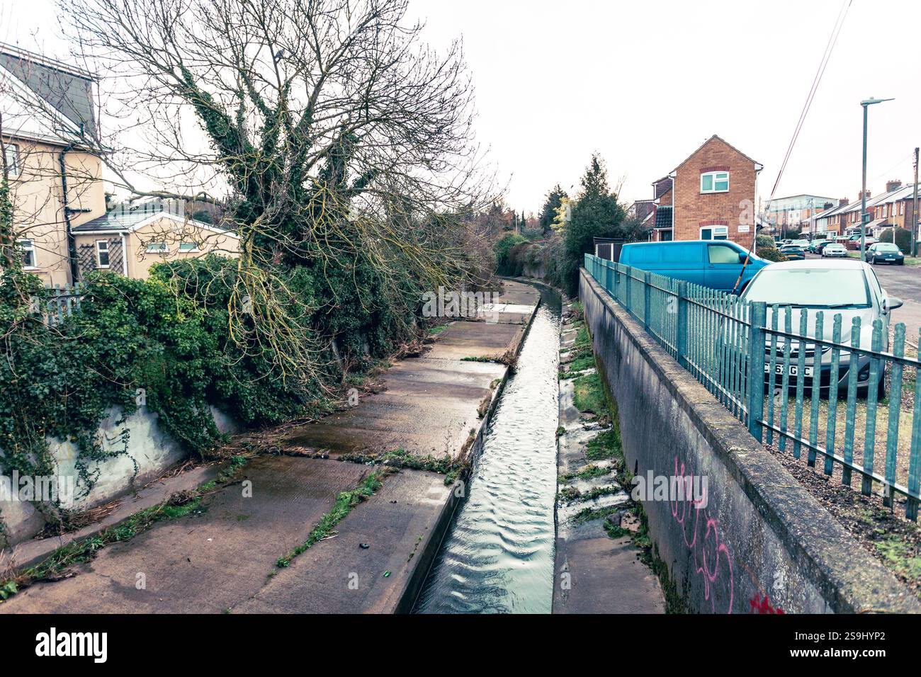 River Crouch at Wickford from above the bridge at Halls Corner ...