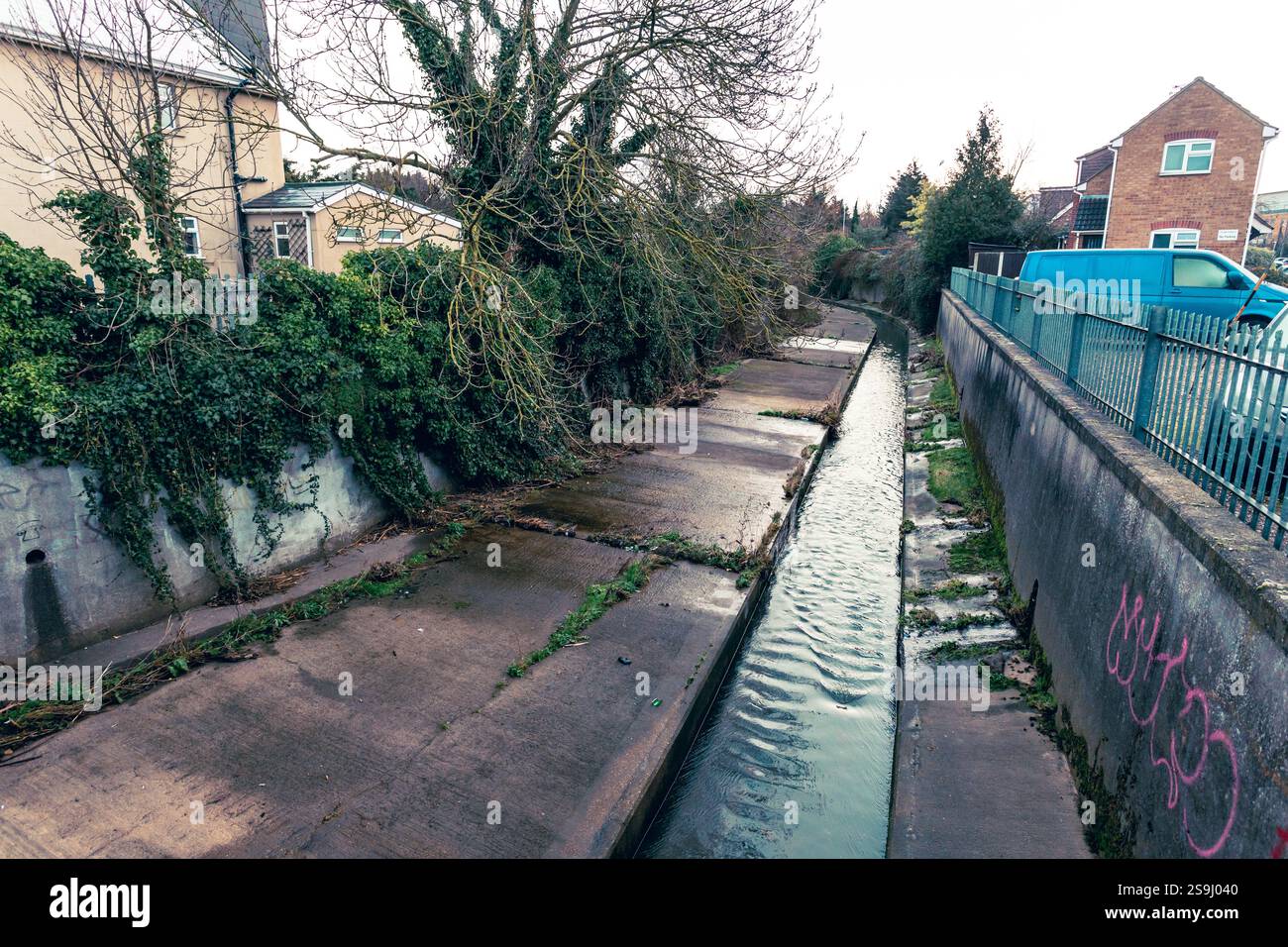 River Crouch at Wickford from above the bridge at Halls Corner ...