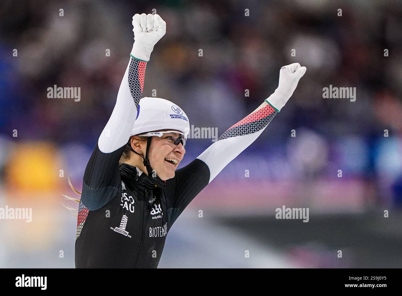 CALGARY, CANADA - JANUARY 26: Michelle Uhrig of Germany competing ...