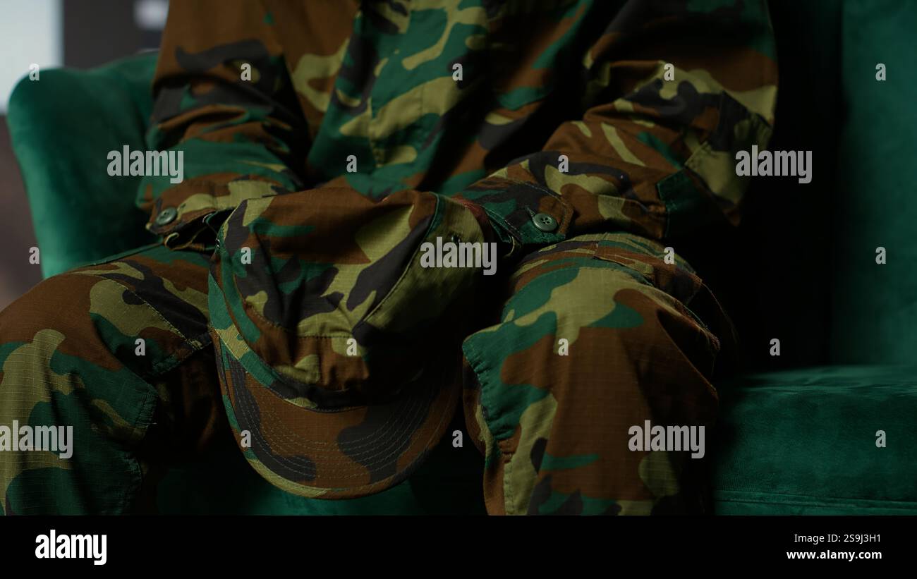 Armed forces trooper deals with depersonalization syndrome due to ...