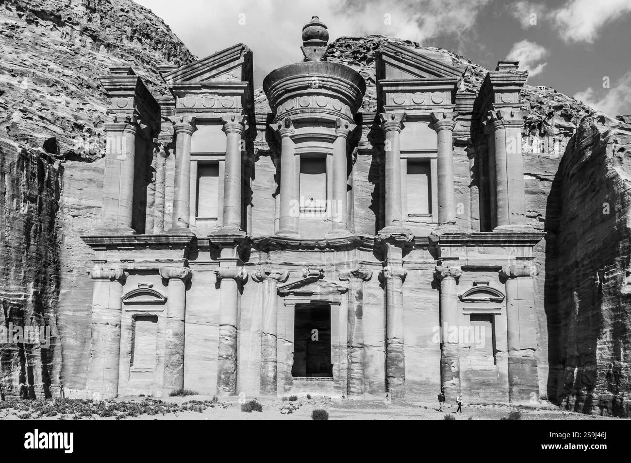 Nabatean sculpture hi-res stock photography and images - Alamy