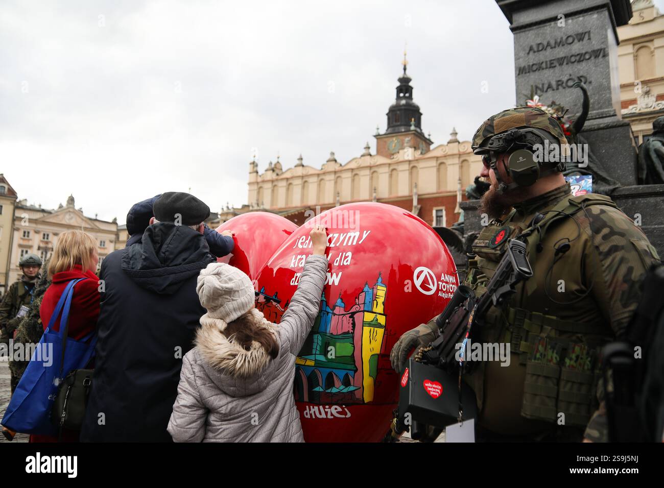 33rd grand finale hi-res stock photography and images - Alamy