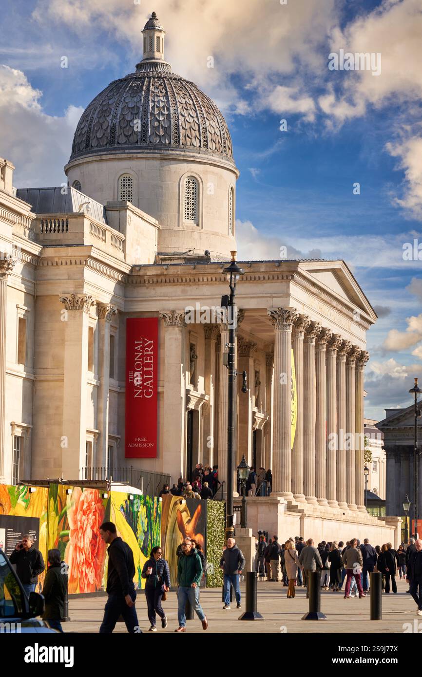 Trafalgar Square, National Gallery, West End, London, England, UK Stock ...
