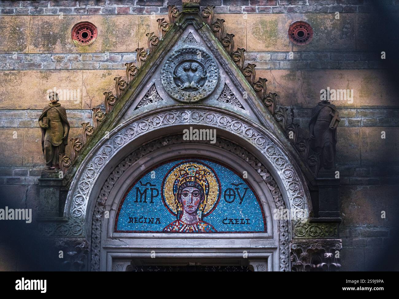 Byzantine revival architecture hi-res stock photography and images - Alamy
