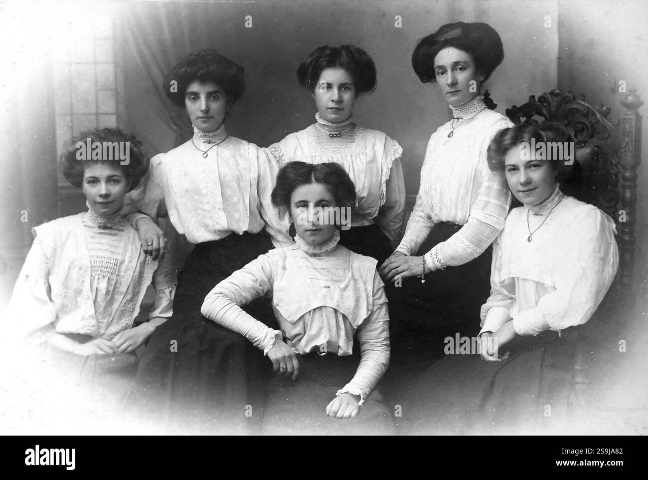 Victorian era photo hi-res stock photography and images - Alamy