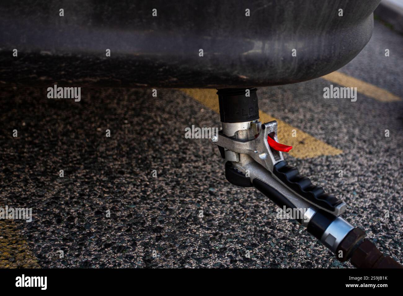 Lpg fueling benefits hi-res stock photography and images - Alamy